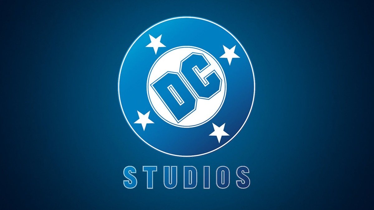 DC presenta un nuevo logo en SDCC – Team Geek